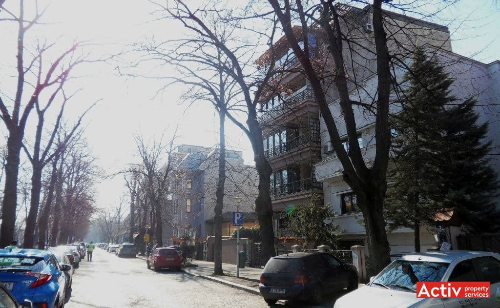 Offices to let on Aviatorilor Boulevard